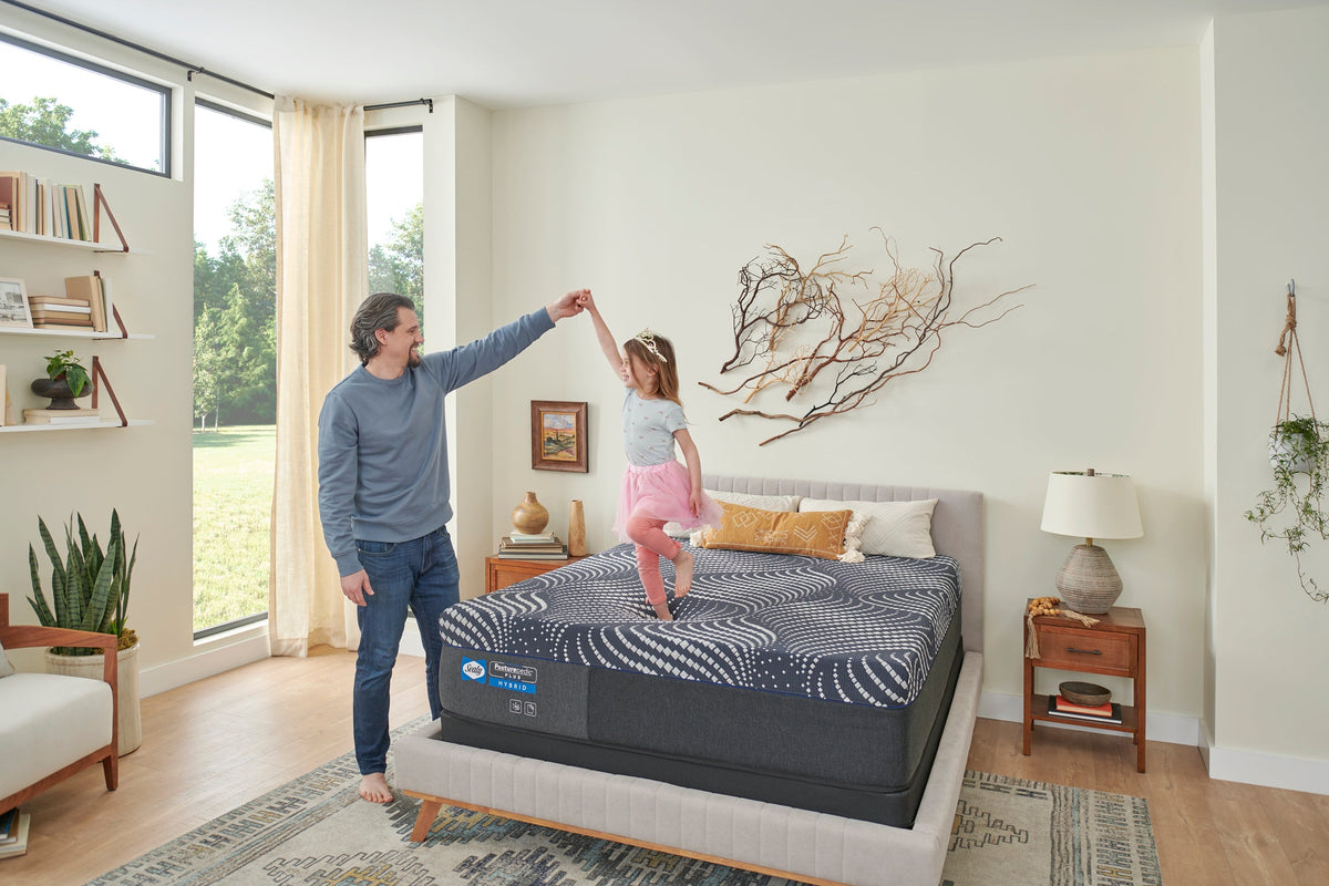 Sealy Posturepedic® Plus Hybrid High Point 14" Soft Mattress – Mattress ...